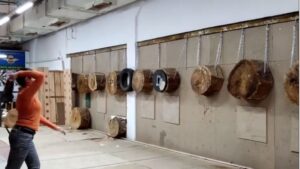 10 DIY Knife Throwing Targets + Plan Dimensions - Awesome Axes