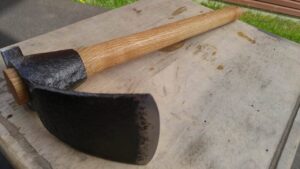 What is an Adze and What Is It Used For? - Awesome Axes